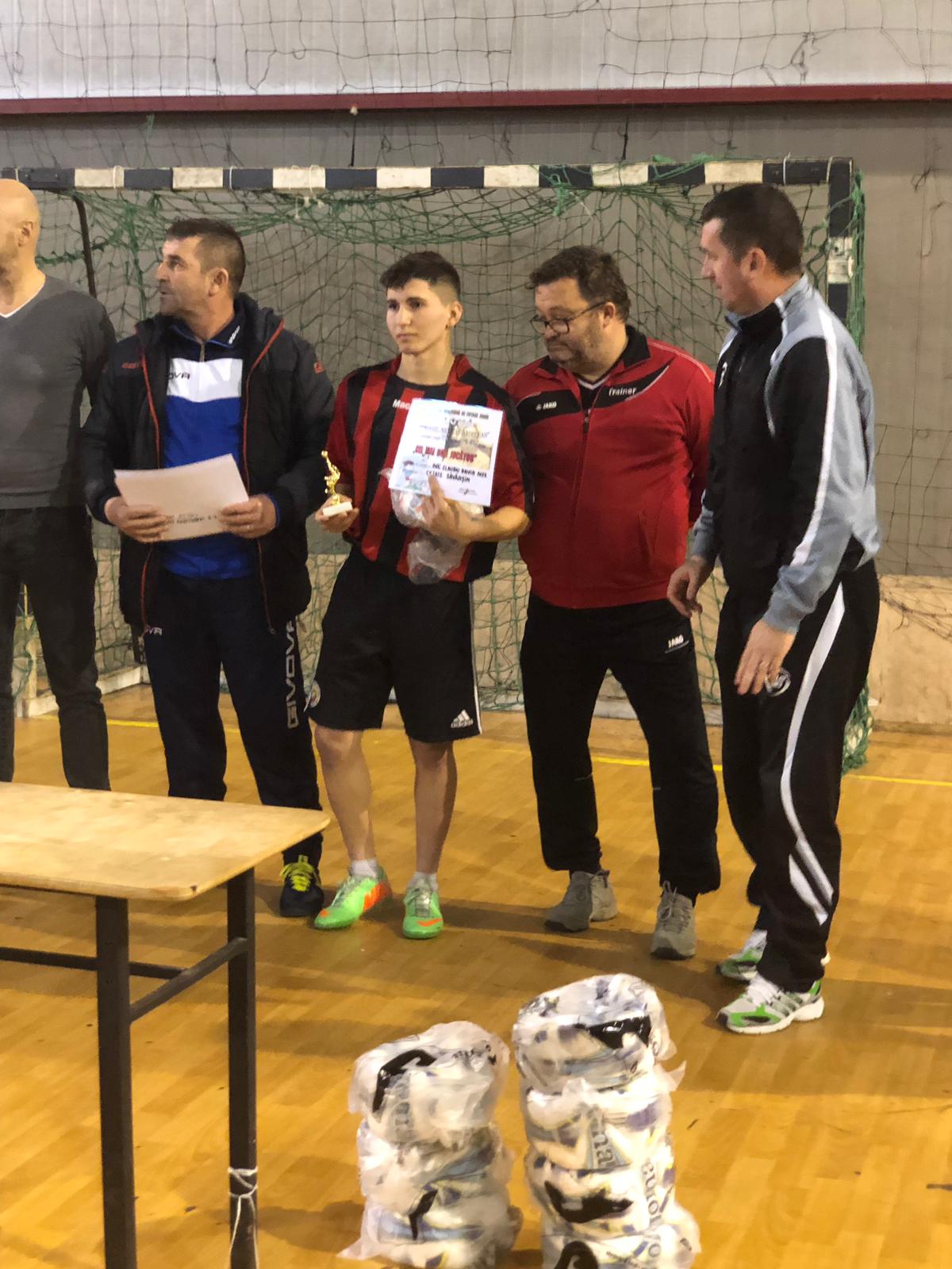 În onoarea „Generalului”: Juniorii Pîncotei - cei mai buni la ...