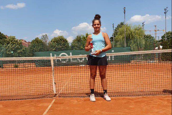Tenismena Maria Mateaș s-a întors cu argintul de la „Meridiana Open ...