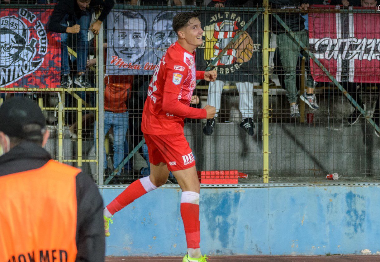 Utistul Miculescu - în echipa etapei a 7-a a Ligii 1, plină de jucători ...