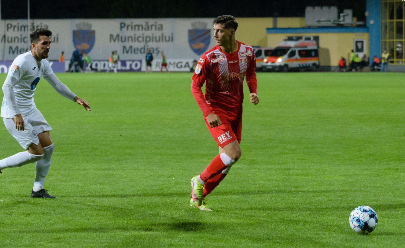 Miculescu - incert pentru meciul cu Sepsi, Isac ar putea primi primul ...