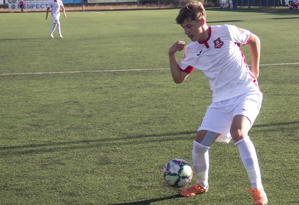 Liga a II-a, etapa a 5-a: Ex. utiștii Oroian și Popescu, printre ...