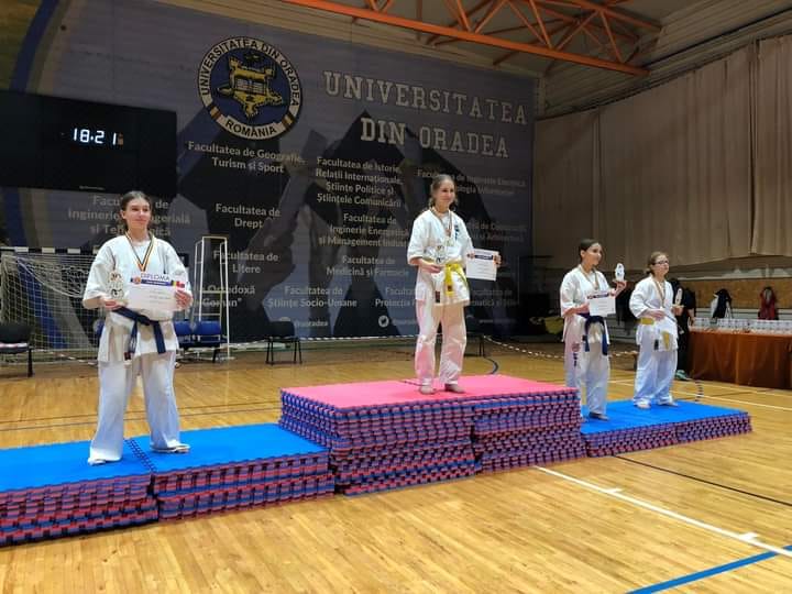 Sportivii de la CS Budokai Arad, pe podium la Cupai României la karate ...