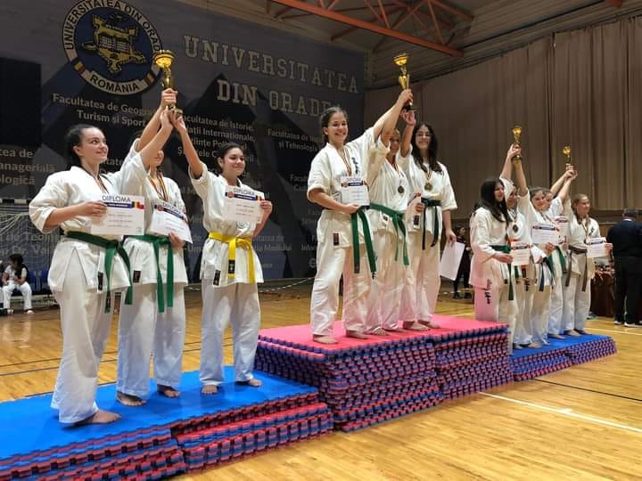 Sportivii de la CS Budokai Arad, pe podium la Cupai României la karate ...