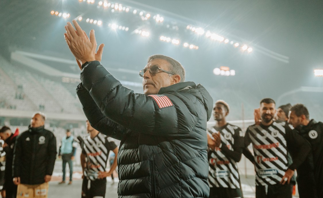 Neagoe și-a concentrat discursul pe gazon după meciul cu UTA ...