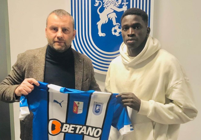 ACB Ineu l-a dat pe Mendy la Universitatea Craiova, fundașul senegalez ...