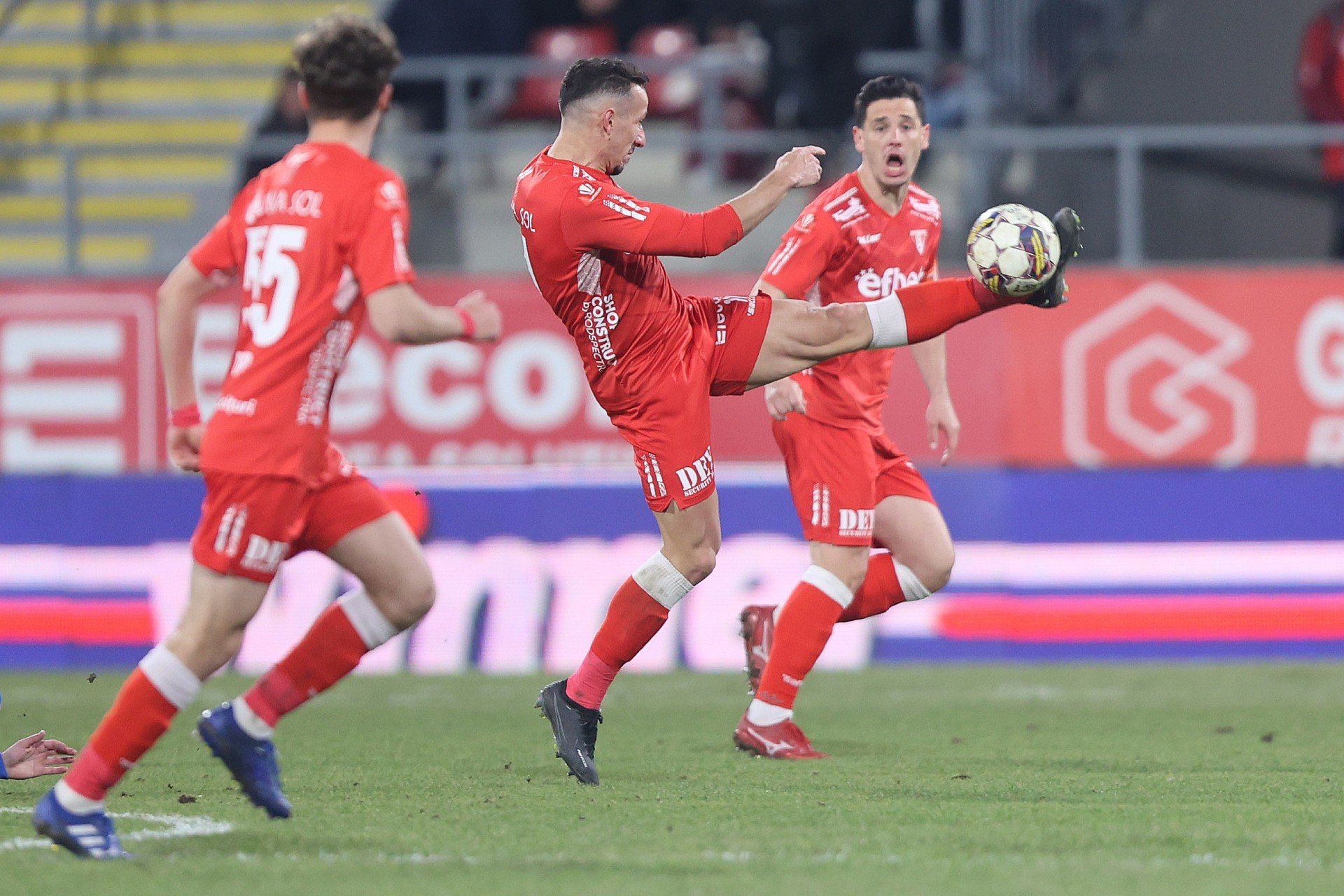 Roger jr. spune de ce a plecat de la CFR Cluj și ce i-a lipsit cel mai ...