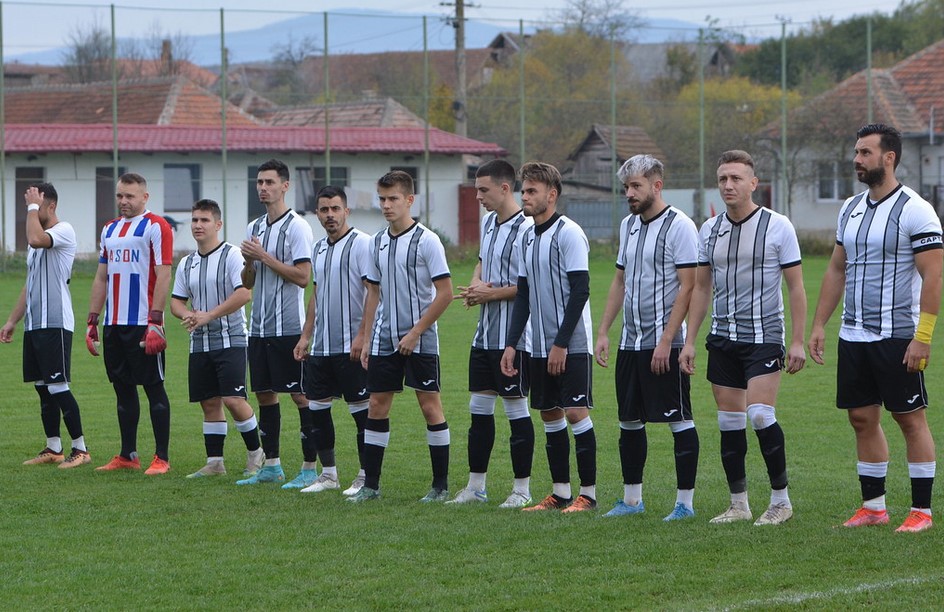 Cine nu are bătrâni....Podgoria Pâncota - ACB Ineu Bocsig 2-1 - Sportarad