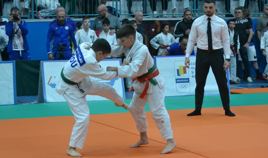 12 medalii arădene la naționelele de judo organizate de CS ...