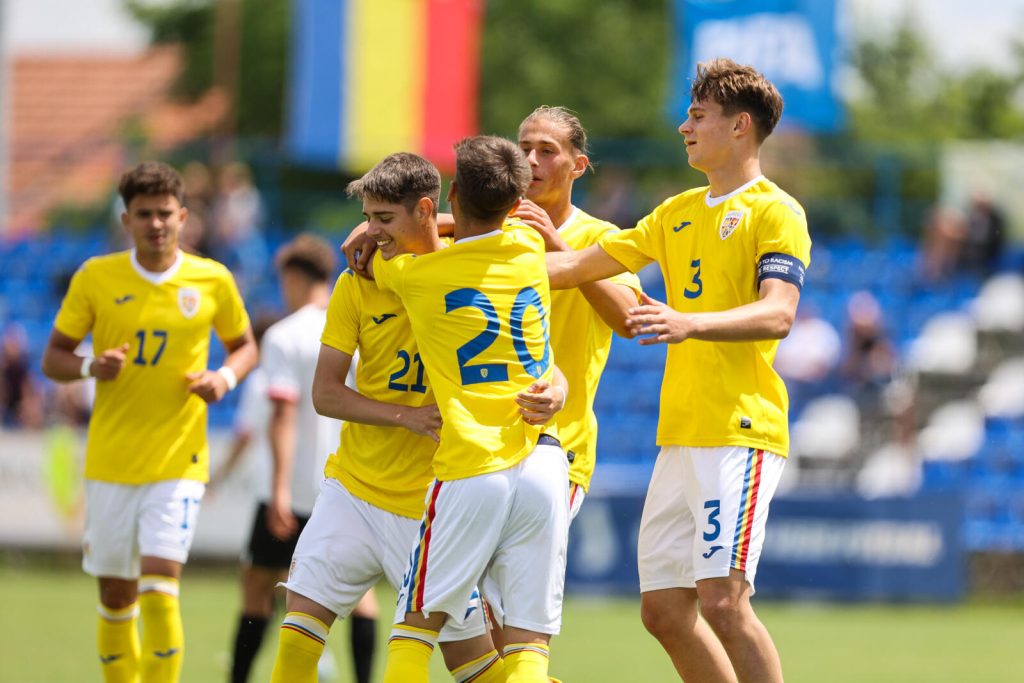 „Tricolorii” sub 17 ani s-au dezlănțuit la Arad: România - Austria 3-0 ...