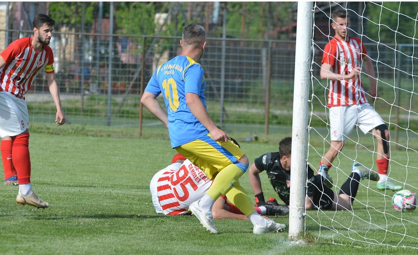 Live-text Liga a III-a (seria a 8-a), ora 17: Gloria Lunca Teuz Cermei ...