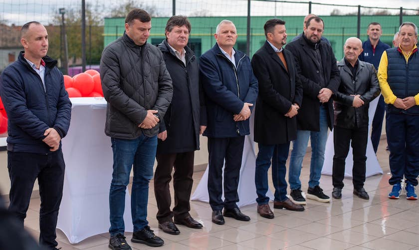 Bîlcea: „Baza sportivă din Sântana, primul dintre proiectele tip făcute ...