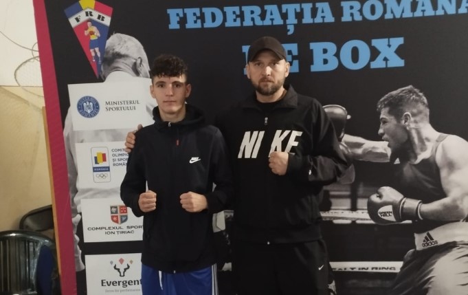 Pugilistul Andrei Marcu se va pregăti la Centrul Național Olimpic din ...