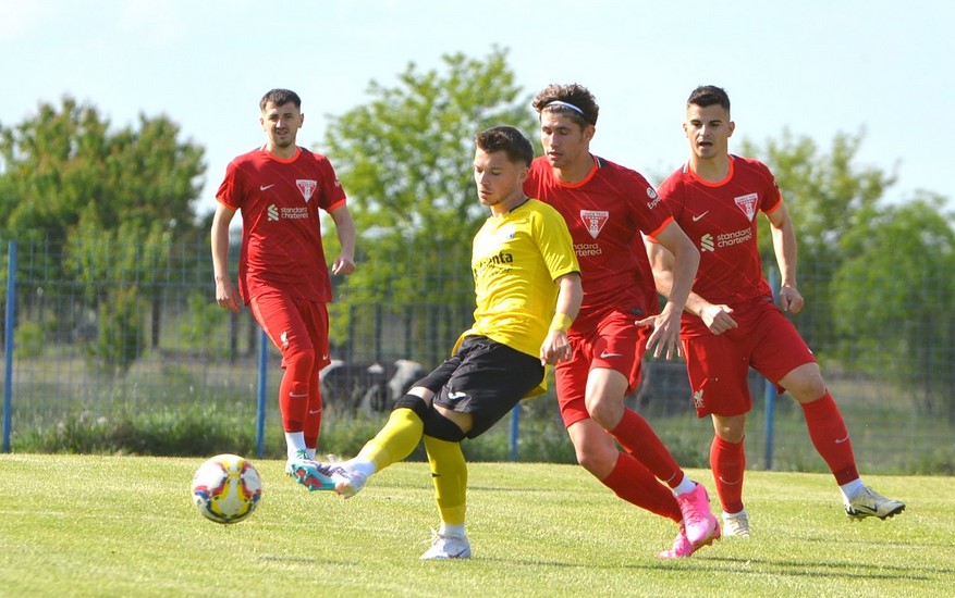 Lipova nu vrea să-i facă concesii Cermeiului, care e amenințată cu ...