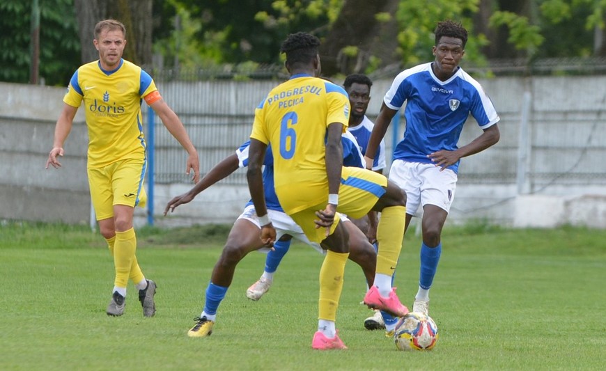 Live-text Liga a III-a (seria a 8-a) - play-out, ora 18: Gloria Lunca ...