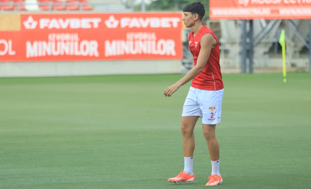 Daniel Dumbravanu a ajuns la Arad, dar nu e bun de joc cu Rapidul ...