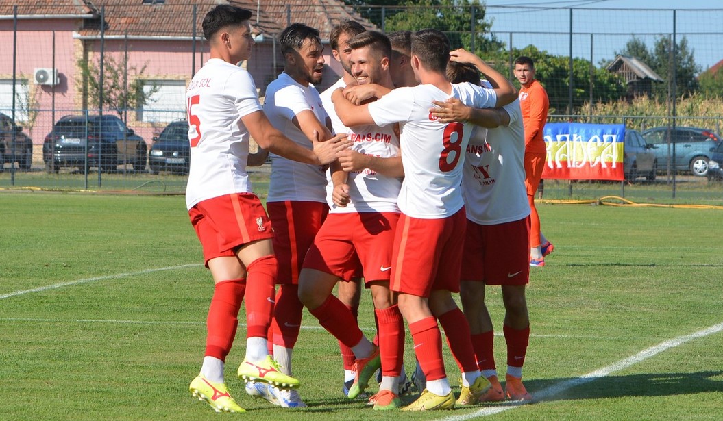 Cum se alungă norii negri la Cermei? Filimon: „Cu Peciu, ne-am propus ...