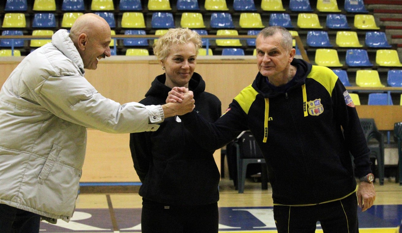 Profesorul Dan Moraru a predat ștafeta după doar 5 partide: Sârbul ...