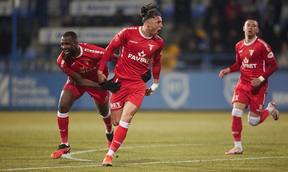 Vuletich prinde echipa etapei LPF, arădeanul Roșca îi ia fața lui Iliev ...