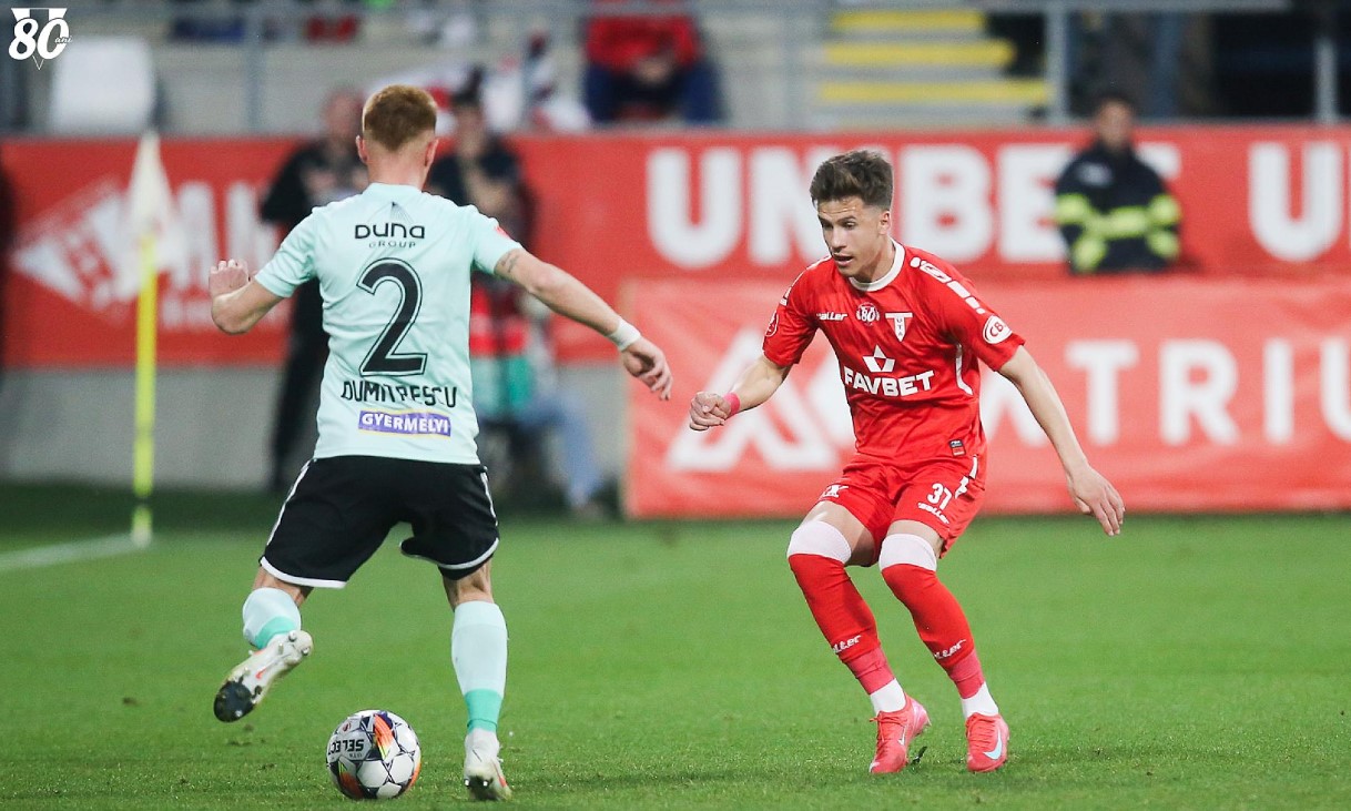 Rednic nu-și explică transformarea lui Danciu de la antrenamente la ...