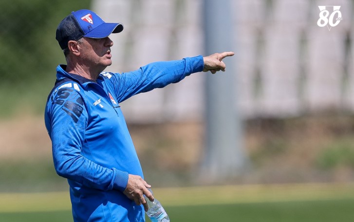 Rednic a dat masa de ziua lui pentru a uni grupul la UTA: „Nu e rupt ...