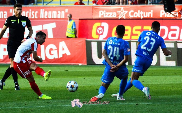 Ce redebut pentru Alin Roman la UTA! „E foarte frumos cu stadionul plin, pentru astfel de ...